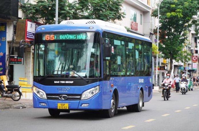 Thông tin giá vé, tuyến chạy xe bus TpHCM mới nhất 2025
